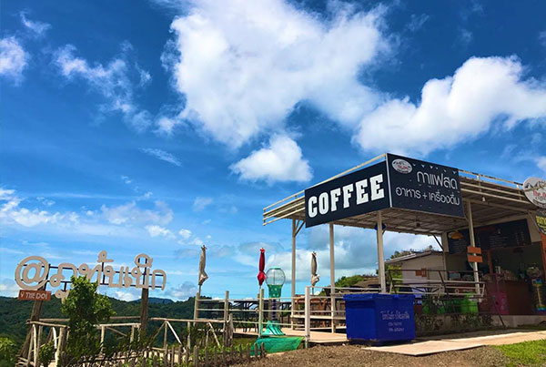 The Doi Cafe' ลานกางเต็นท์ภูทับเบิก